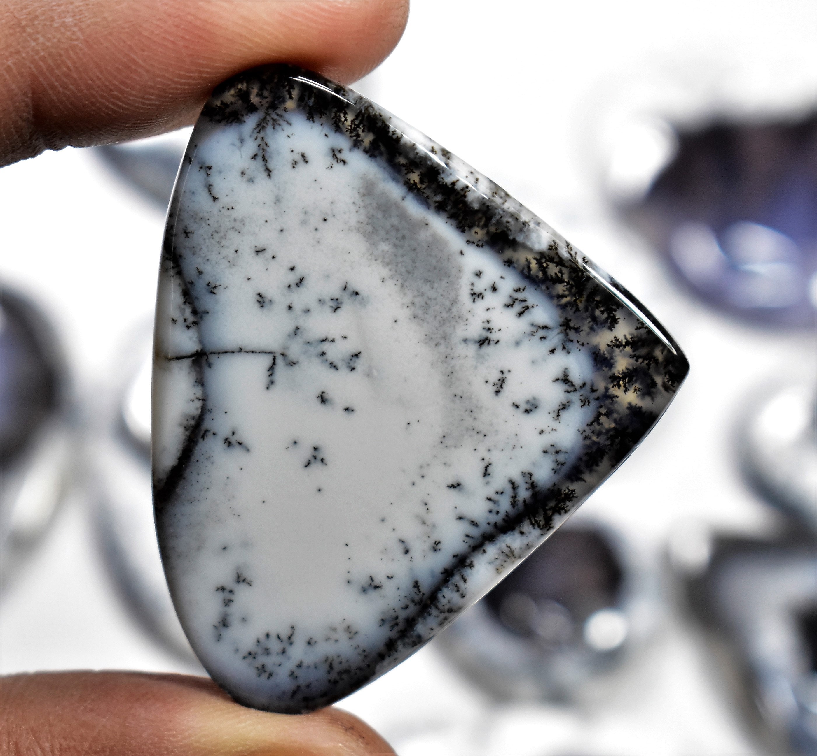 1000 Carat Natural White and Black Dendritic Agate Gemstone - Etsy