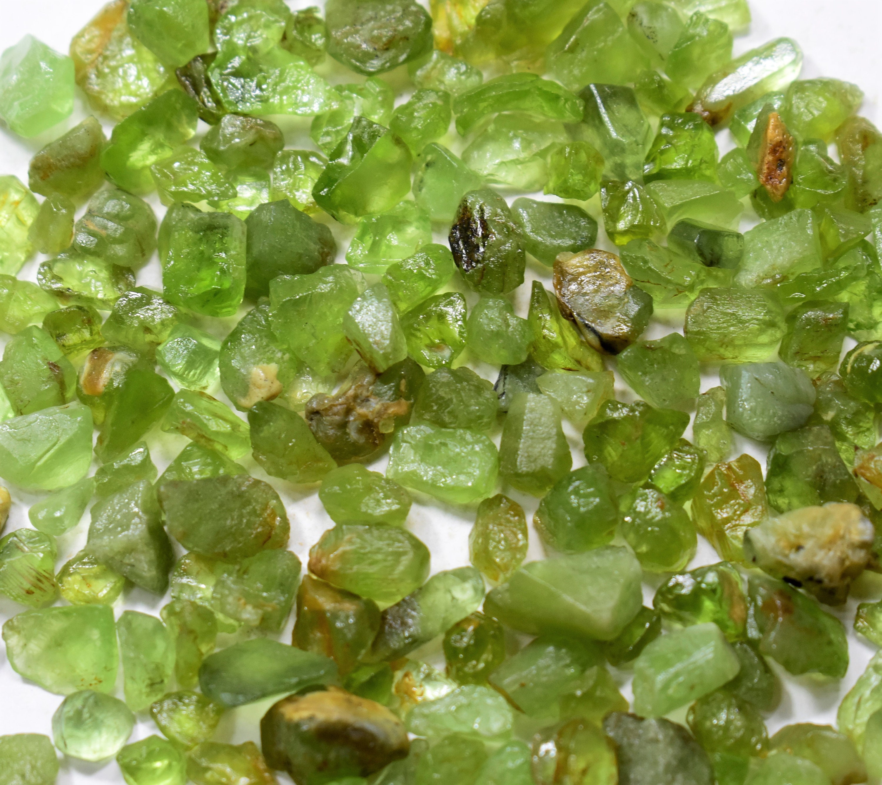 100 Carat Natural Green Peridot Rough Raw Peridot Rough Gemstone for ...