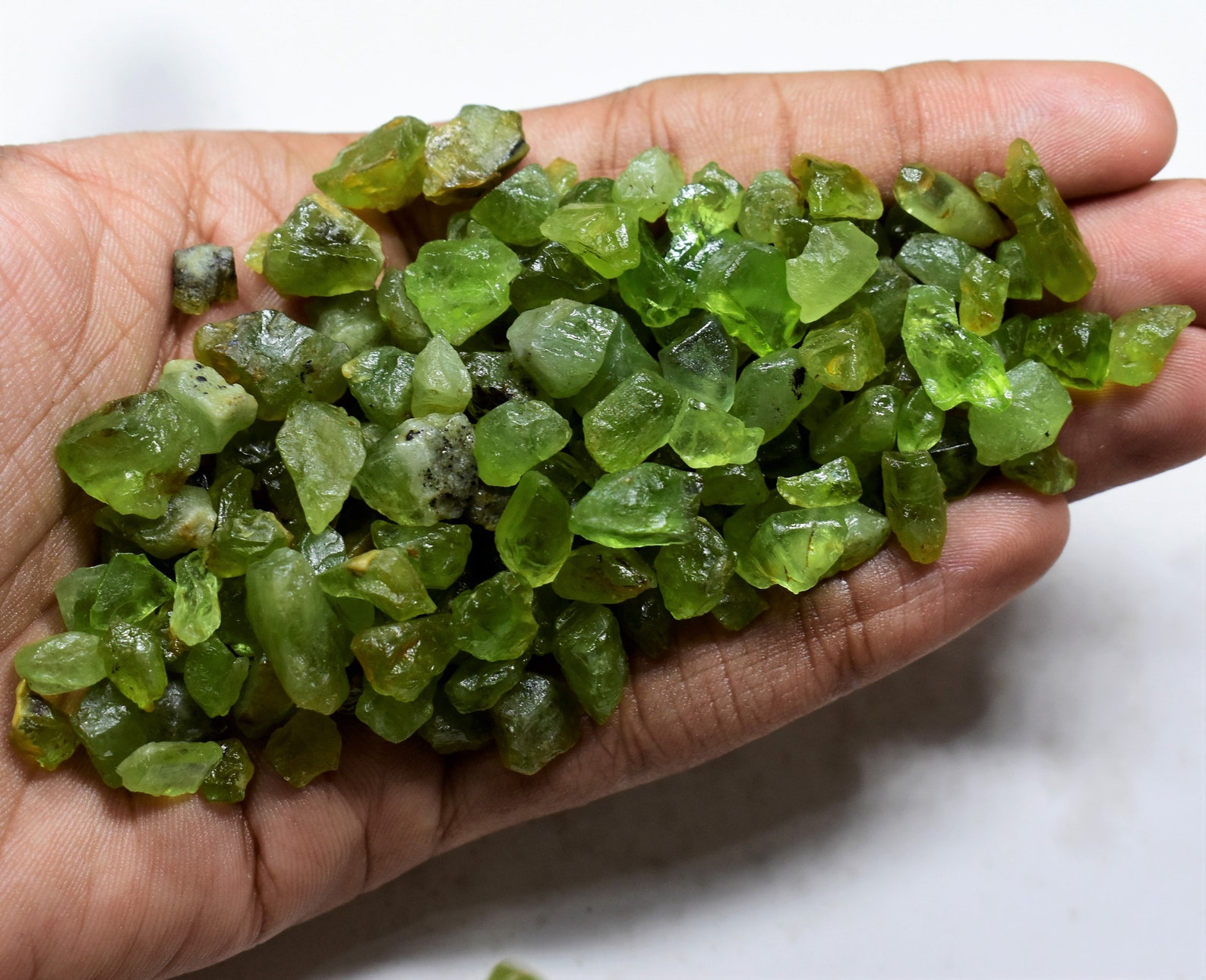 100 Carat Natural Green Peridot Rough Raw Peridot Rough Gemstone for ...
