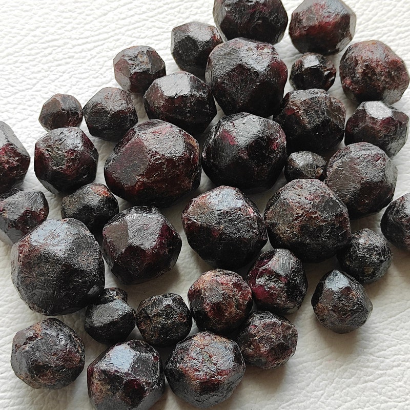 Raw Garnet - Etsy
