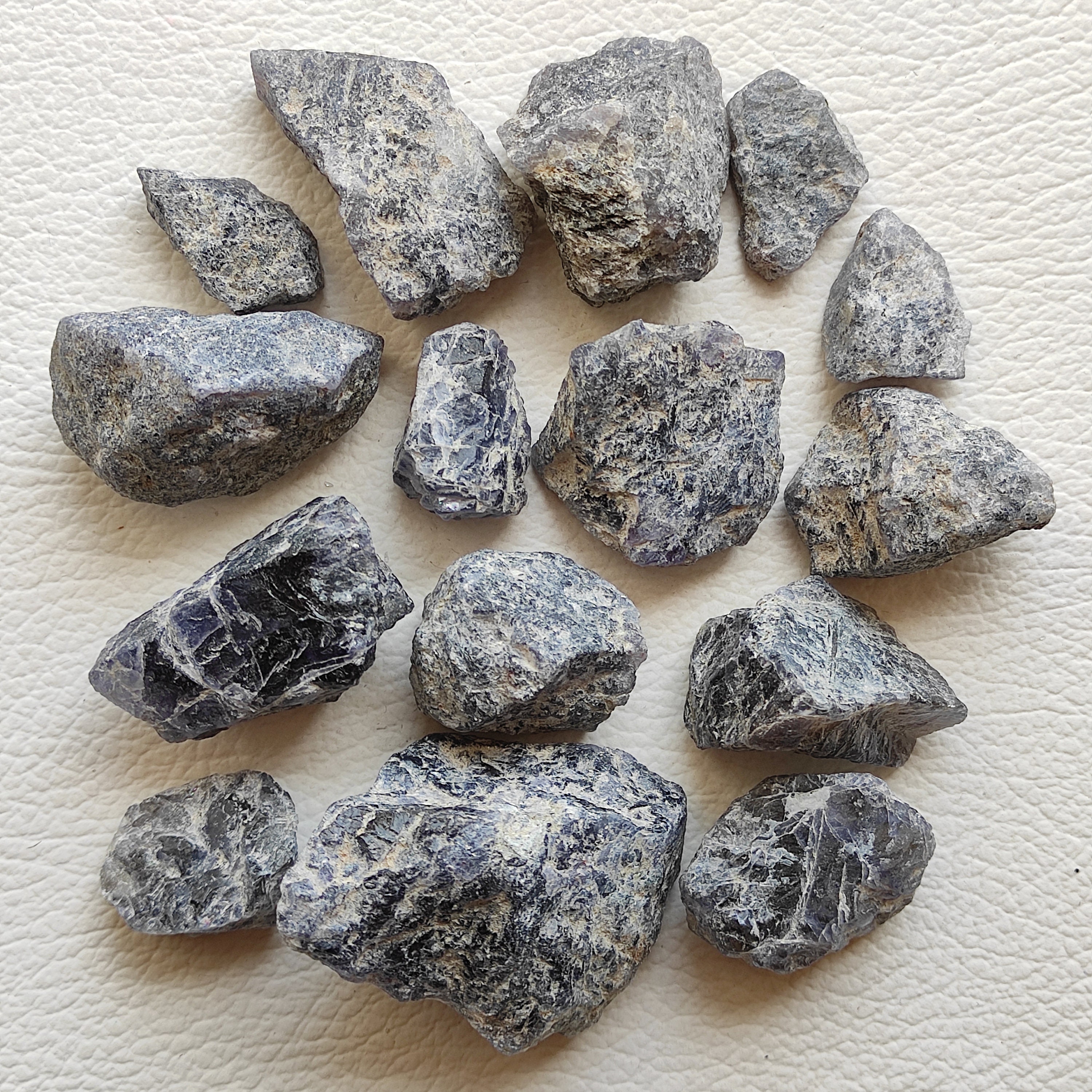 Natural Dark Blue Iolite Rough Mix Sizes Raw Iolite Healing Crystal ...
