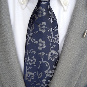 Handmade Navy Blue & Silver Lapel Flower Pin With Swirl Center ...