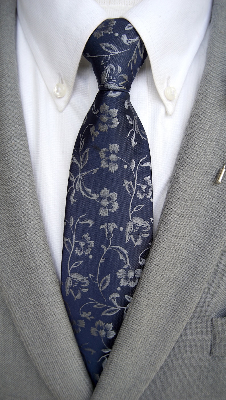 Handmade Navy Blue & Silver Lapel Flower Pin With Swirl Center - Etsy