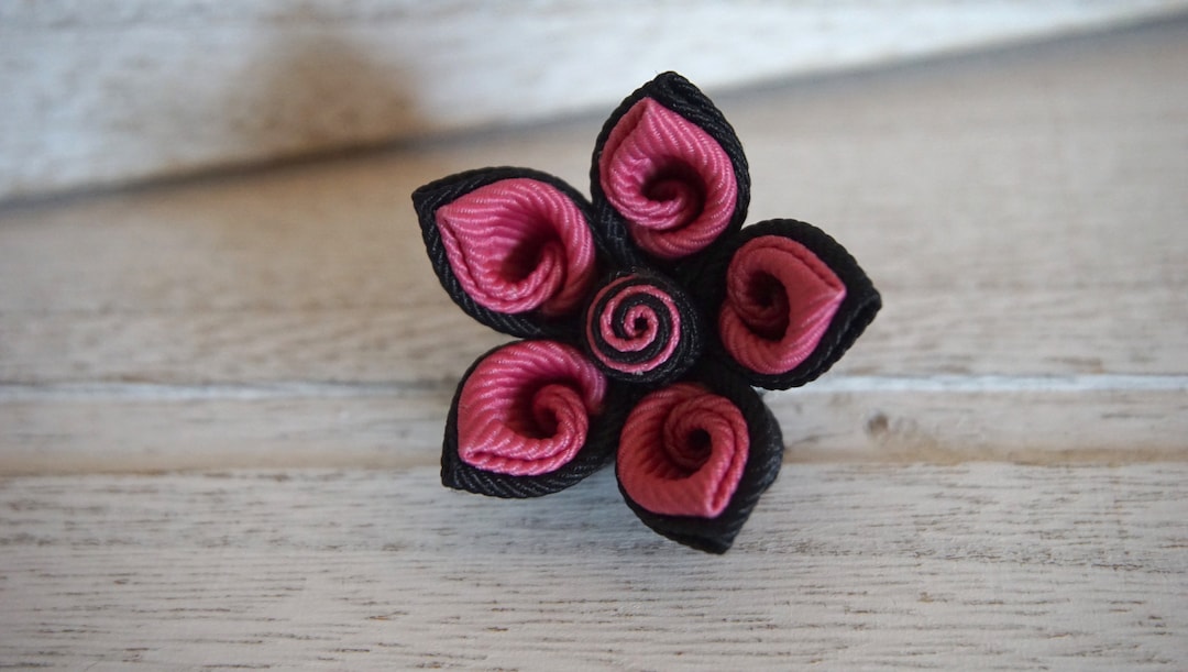 Handmade Flower Lapel Pin / Lapel Flower Brooch / Kanzashi Flower Pin ...