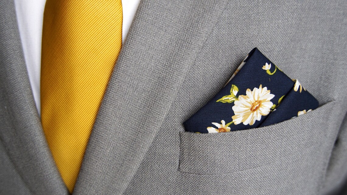 Handmade Golden Flower Lapel Pin / Golden Yellow Tie & Daisy | Etsy