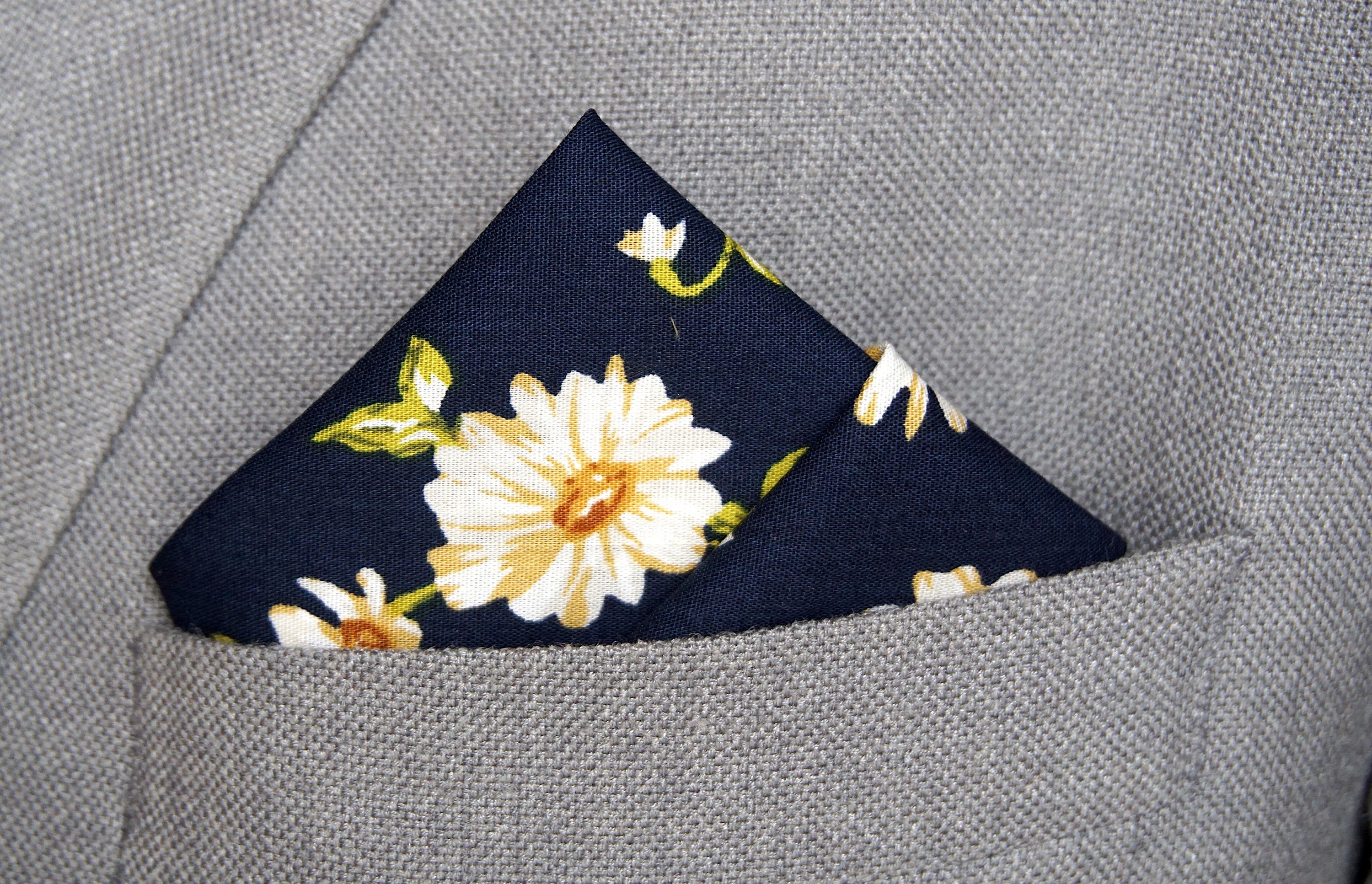 Handmade Golden Flower Lapel Pin / Golden Yellow Tie & Daisy | Etsy