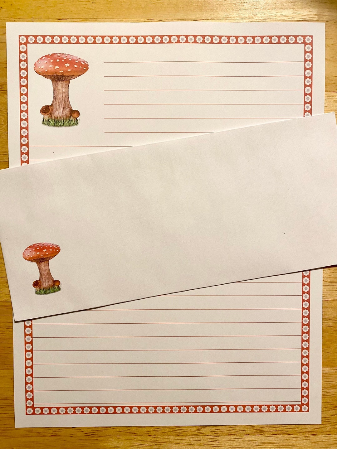 Stationary - Mushroom Lined Stationery Paper - 12 Sheets 12 Envelopes ...