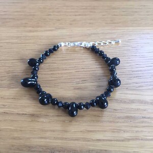 UPCYCLED Black Blob Bead Bracelet - Etsy UK