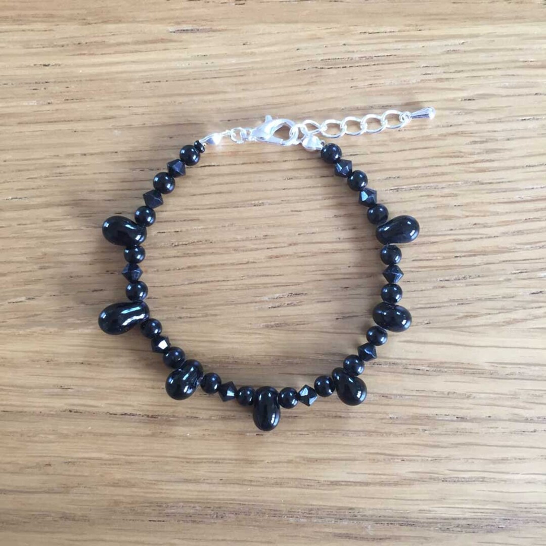 UPCYCLED Black Blob Bead Bracelet - Etsy UK