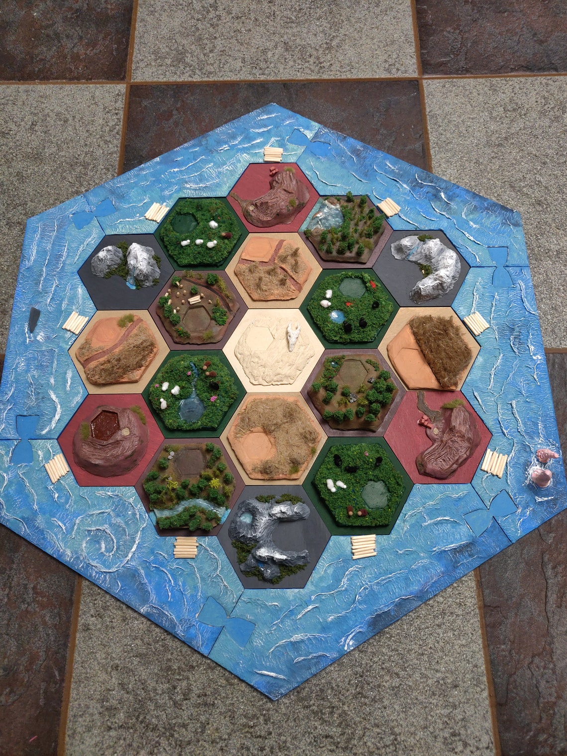 Deluxe custom 3D hexagon resource board game realistic | Etsy