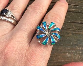 Pinwheel Ring - Etsy