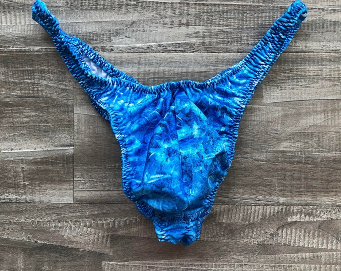 Custom Men's Bodybuilding Posing Trunks - Lumia Ice Blue - Competition ...