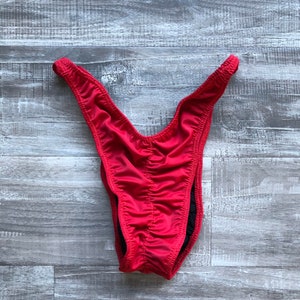Custom Men's Bodybuilding Posing Trunks - Matte Red - Competition ...