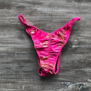 Custom Men's Bodybuilding Posing Trunks - Pink Camo - Competition ...