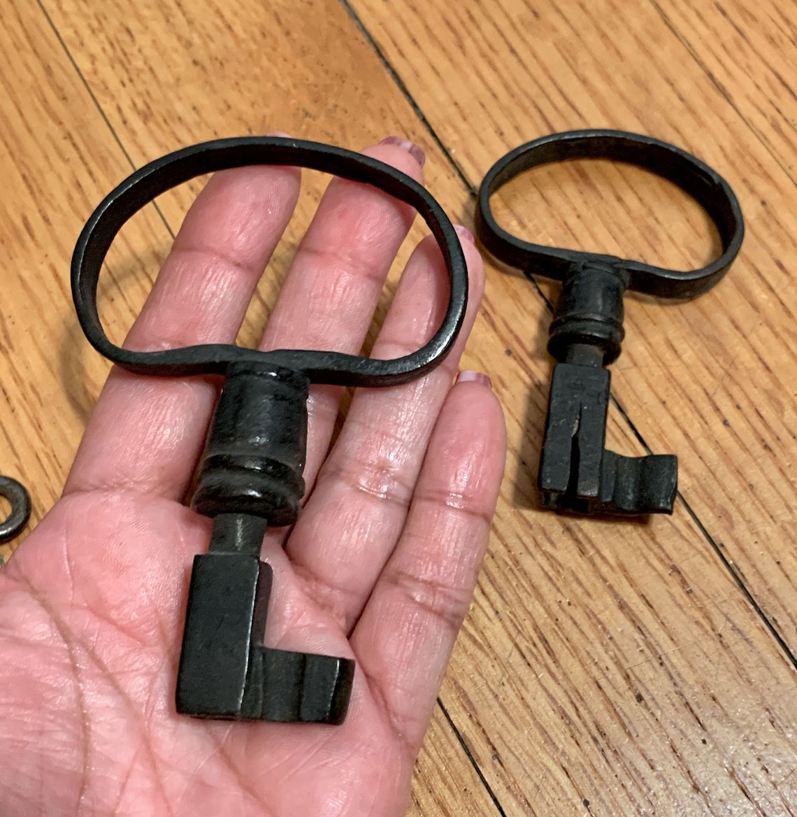 Vintage Black Keys Jailhouse Key Pulley Cast Iron Antique - Etsy