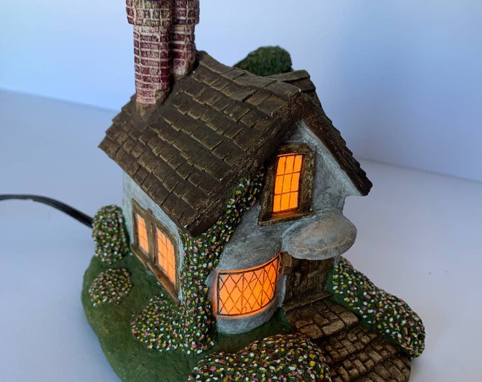 Vintage John Hopkins Village Lights 1985 Miss Worthing’s Seamstress ...