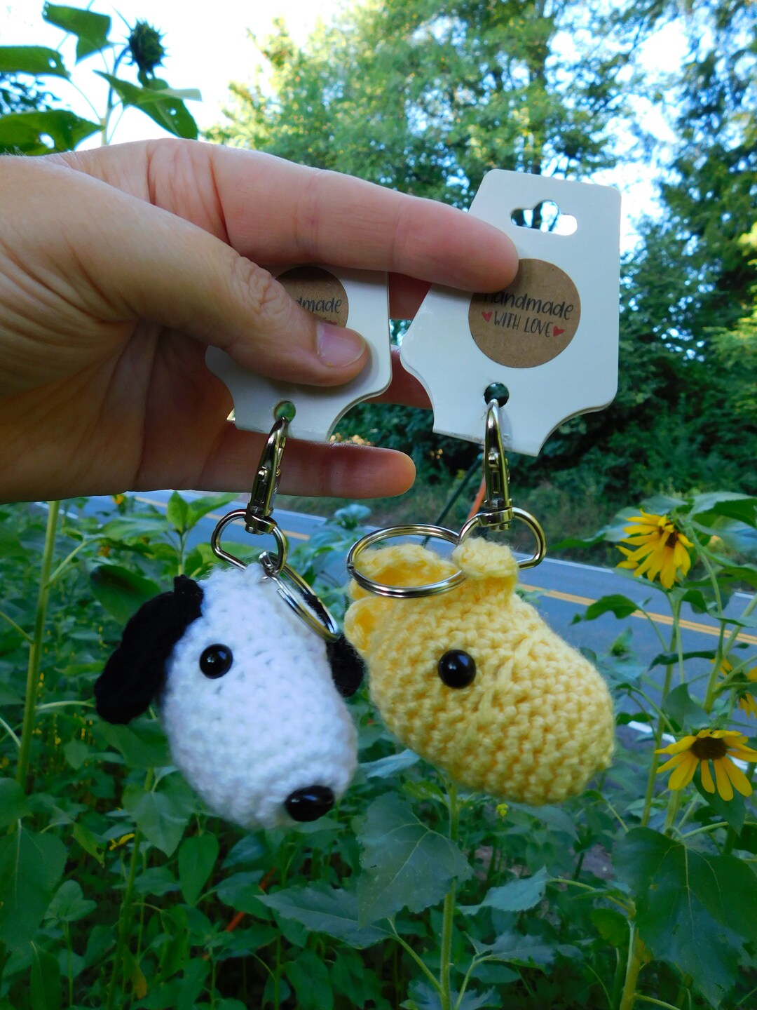 Crochet Snoopy & Woodstock Keychain - Etsy