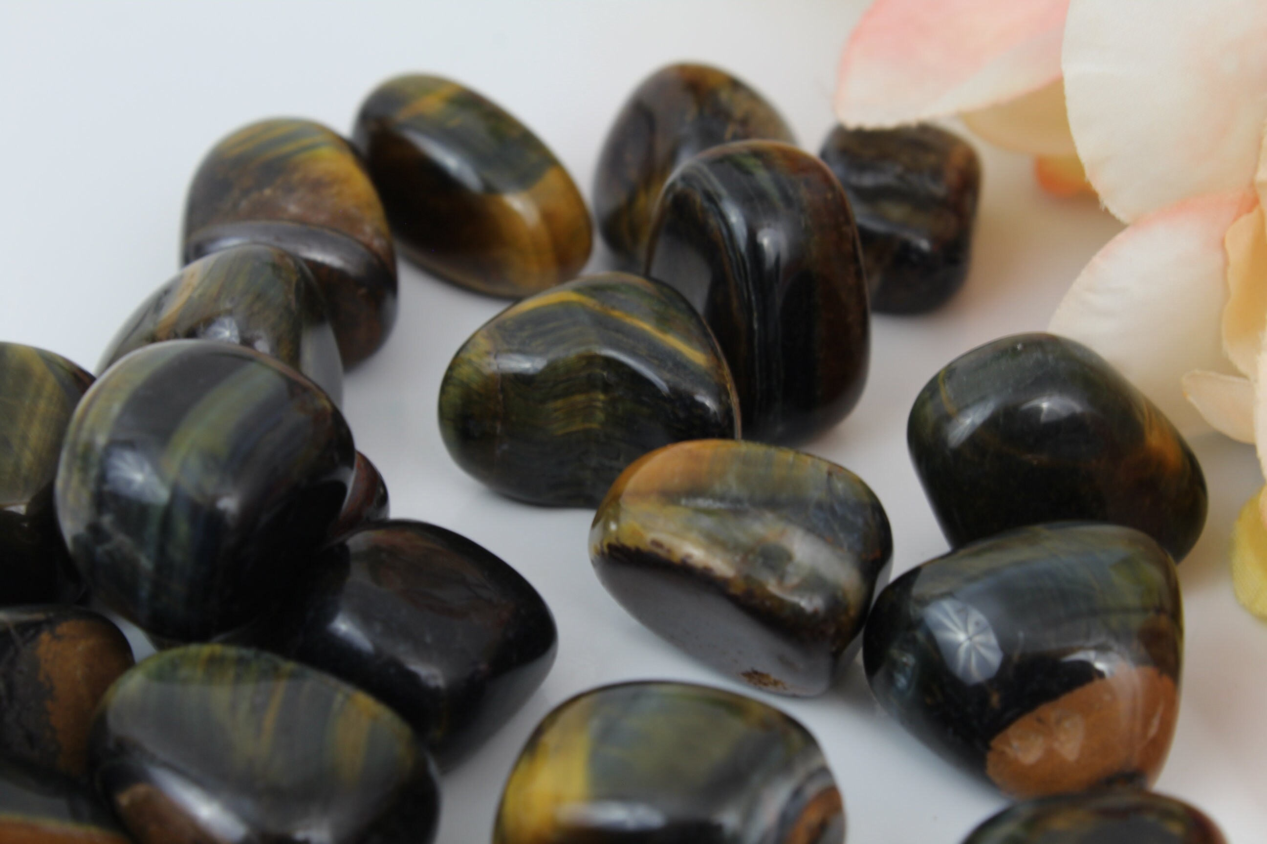 Tumbled Blue Tigers Eye Also Known as Hawks Eye Throatthird | Etsy UK