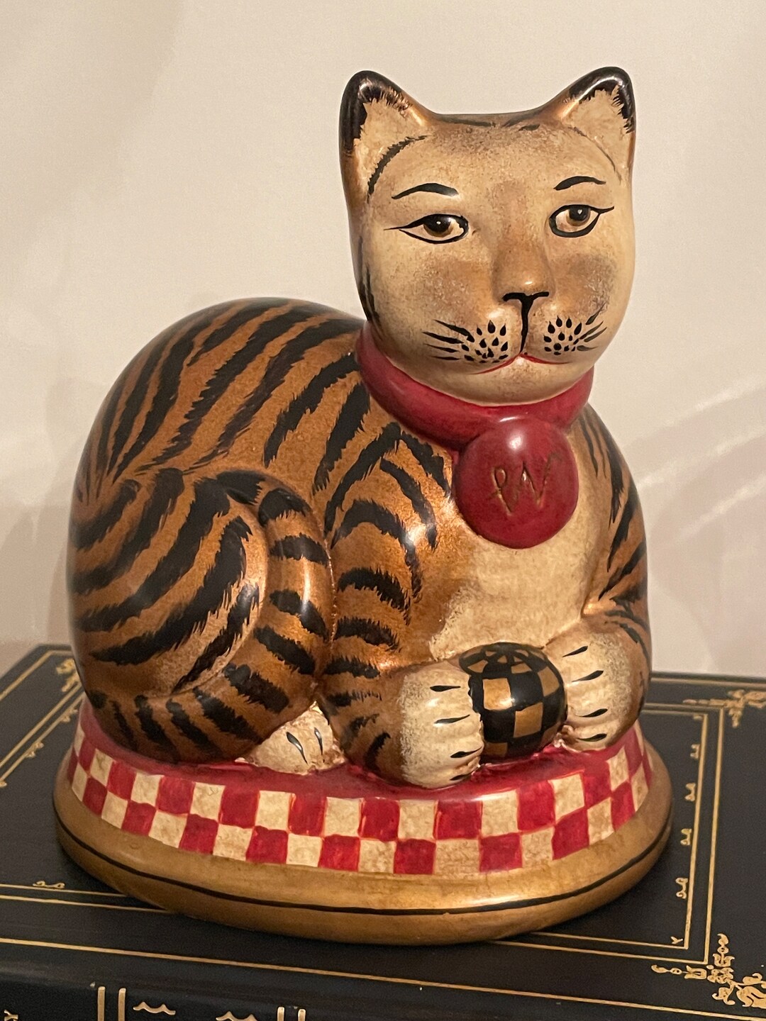 Raymond Waites Cat Figurine Striped Cat With Ball Made by Toyo Cat ...
