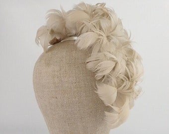 1900s Millinery Feather Piece | Shimmery Green Black Feathers | Hat ...