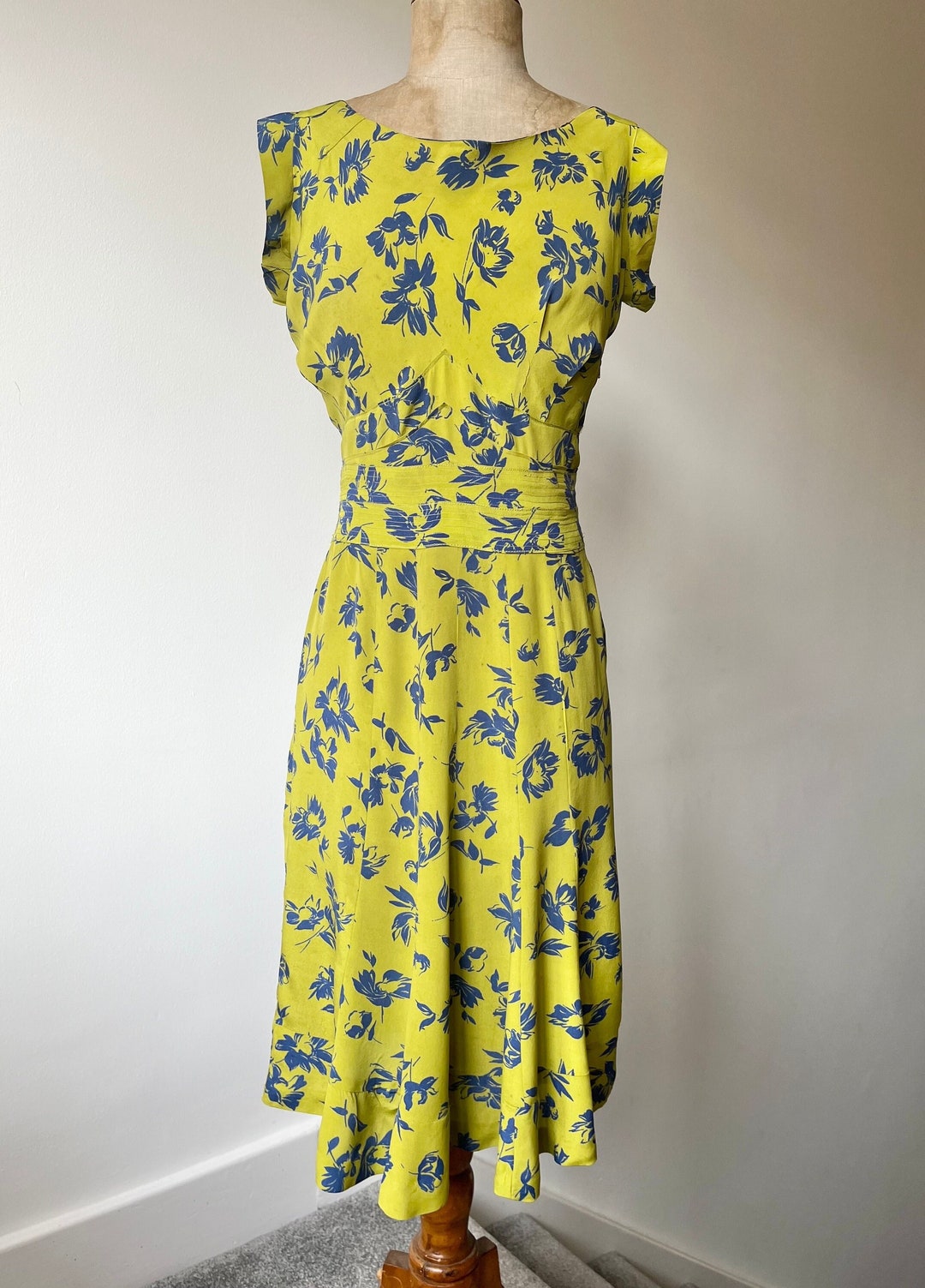 1930s Floral Silk Tea Dress | Chartreuse Green Blue Flowers | Vintage ...