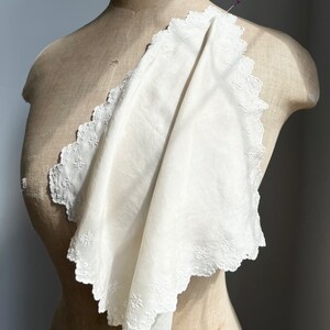 1920s Hand Embroidered Soft Cream Silk Handkerchief Hanky Flowers ...