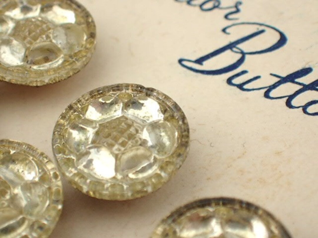 1930s Unused Superior Buttons Button Card Moulded Glass Flowers Foil ...