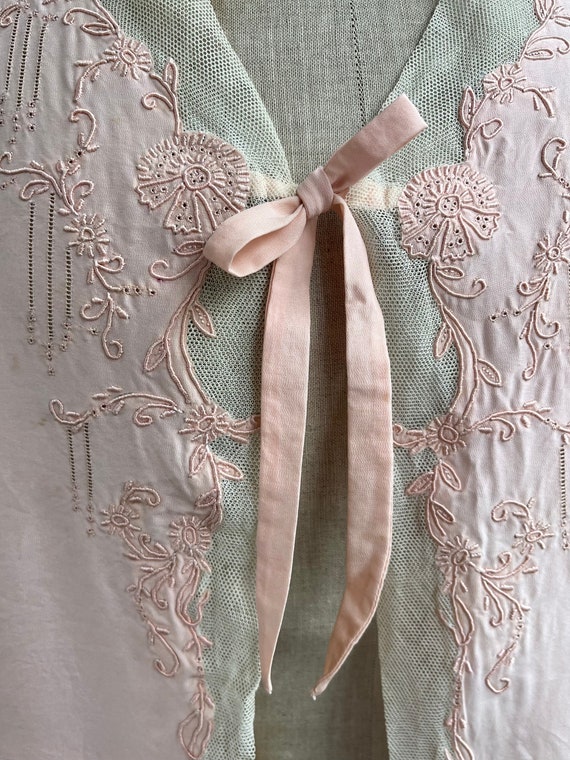 1920s Silk Boudoir Jacket | Hand Embroidered Flowers … - Gem