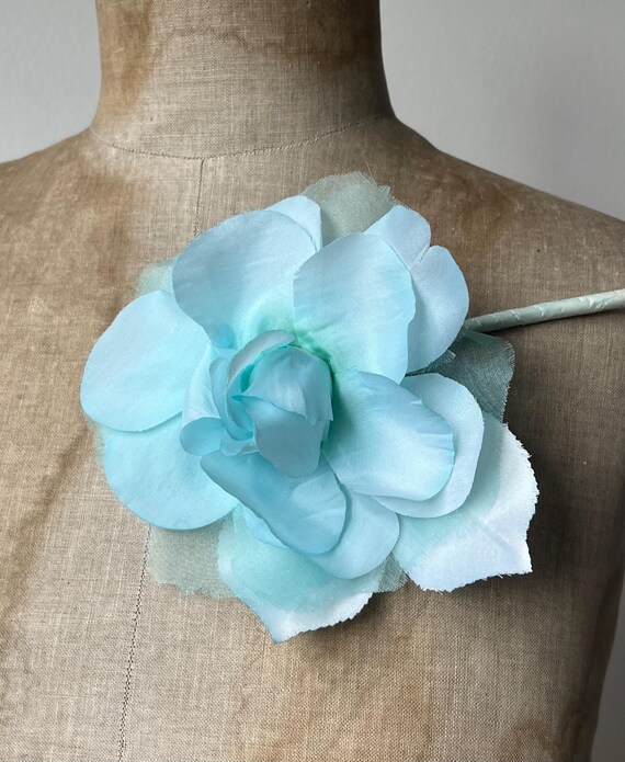 1970s Arctic Blue Rose Corsage Brooch Pin | Millinery… - Gem