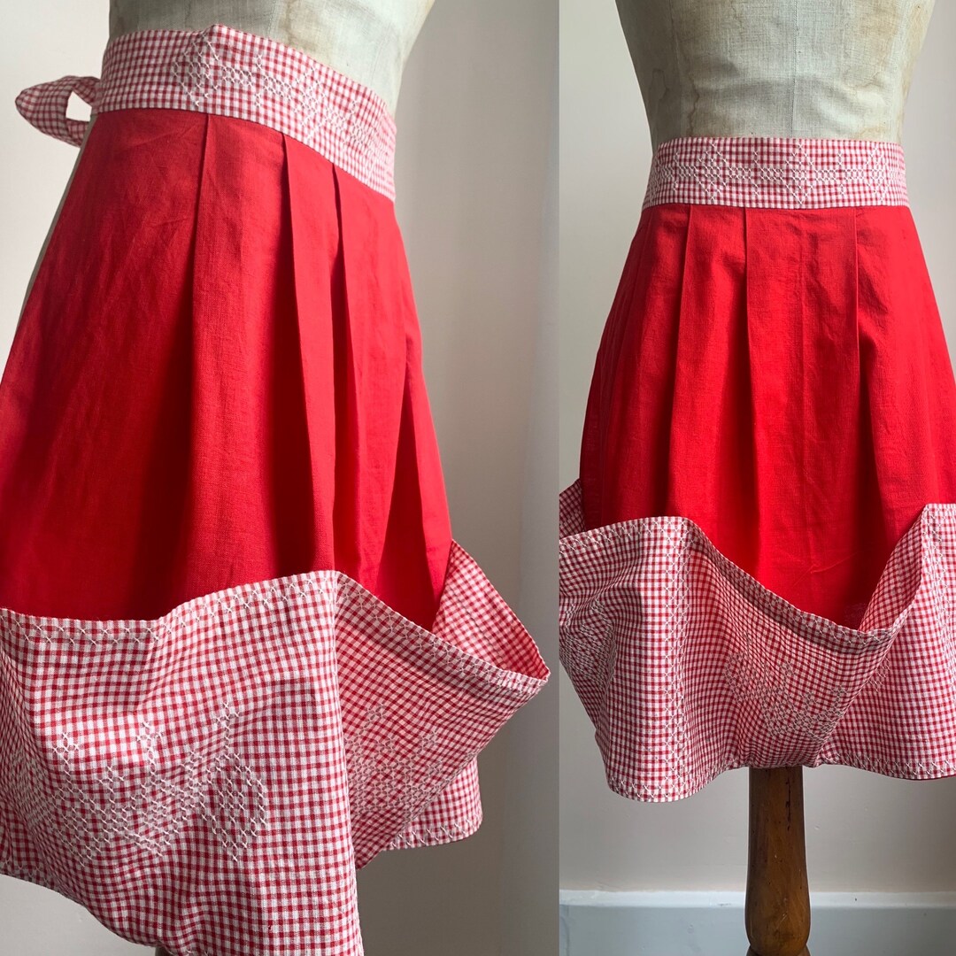 1950s Apron | Embroidered Cross Stitch Gingham Red Cotton | Pinny ...