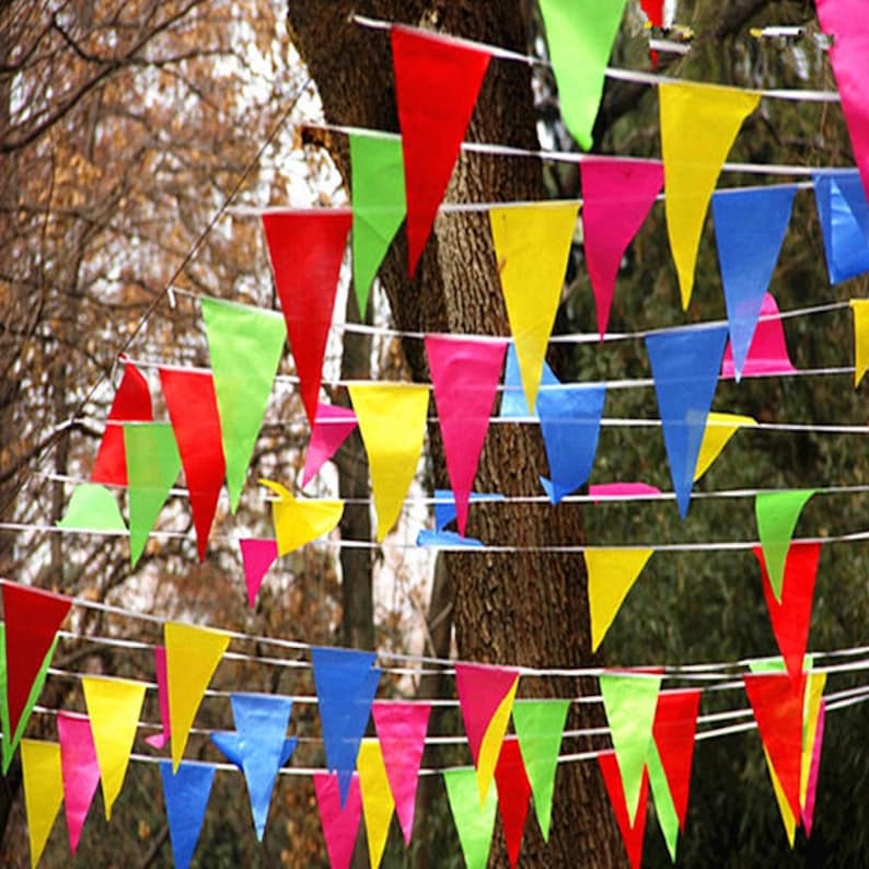 How To Make Triangle Flags On A String