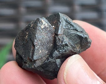 Raw Octahedral Magnetite Crystal From Utah | Natural Magnetite Specimen ...