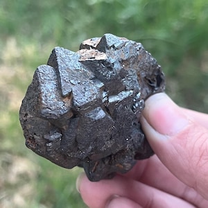 Natural Octahedral Magnetite Crystal From Iron Springs, Utah Pyramid ...