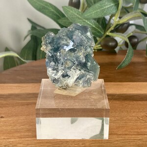 Glassy Green Blue Fluorite Crystal Cluster | Beautiful Cubic Fluorite ...