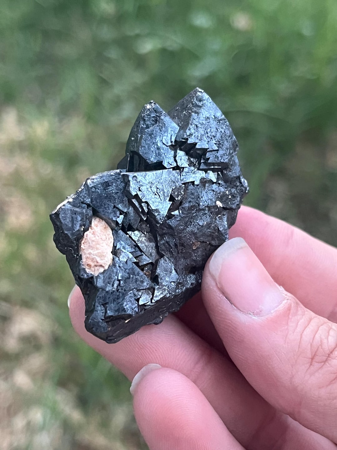 Natural Octahedral Magnetite Crystal From Iron Springs, Utah | Pyramid ...