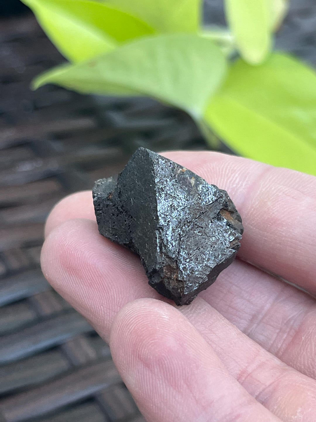 Raw Octahedral Magnetite Crystal From Utah 23g | Natural Magnetite ...