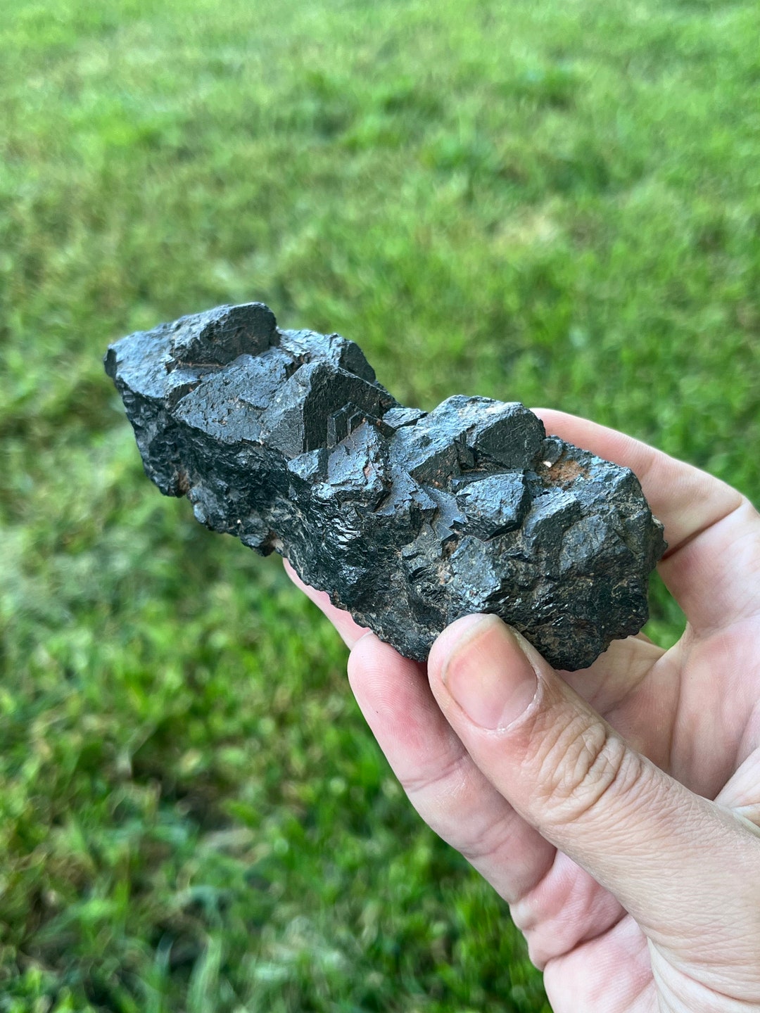 Large Octahedral Magnetite Crystal Cluster From Iron Springs, Utah ...