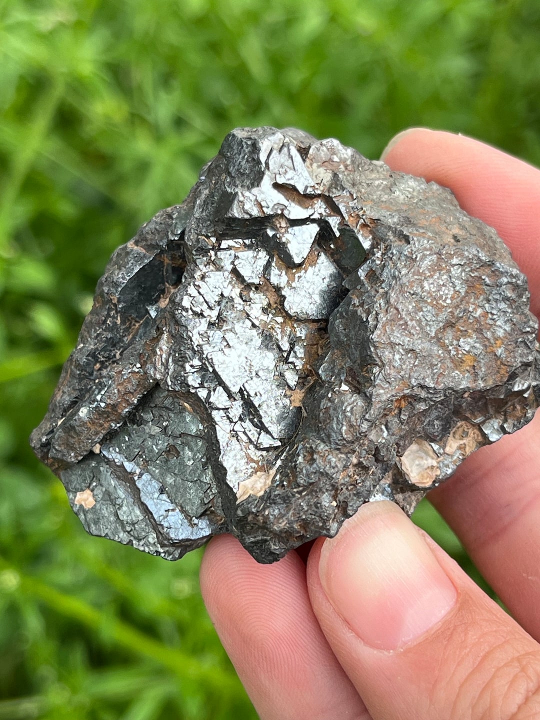 Natural Octahedral Magnetite Crystal From Iron Springs, Utah | Pyramid ...
