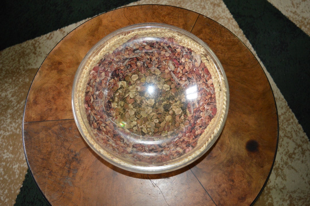 A 1980s Kitsch Perspex Dried Flowers Seeds Alpac Mixing Bowl - Etsy