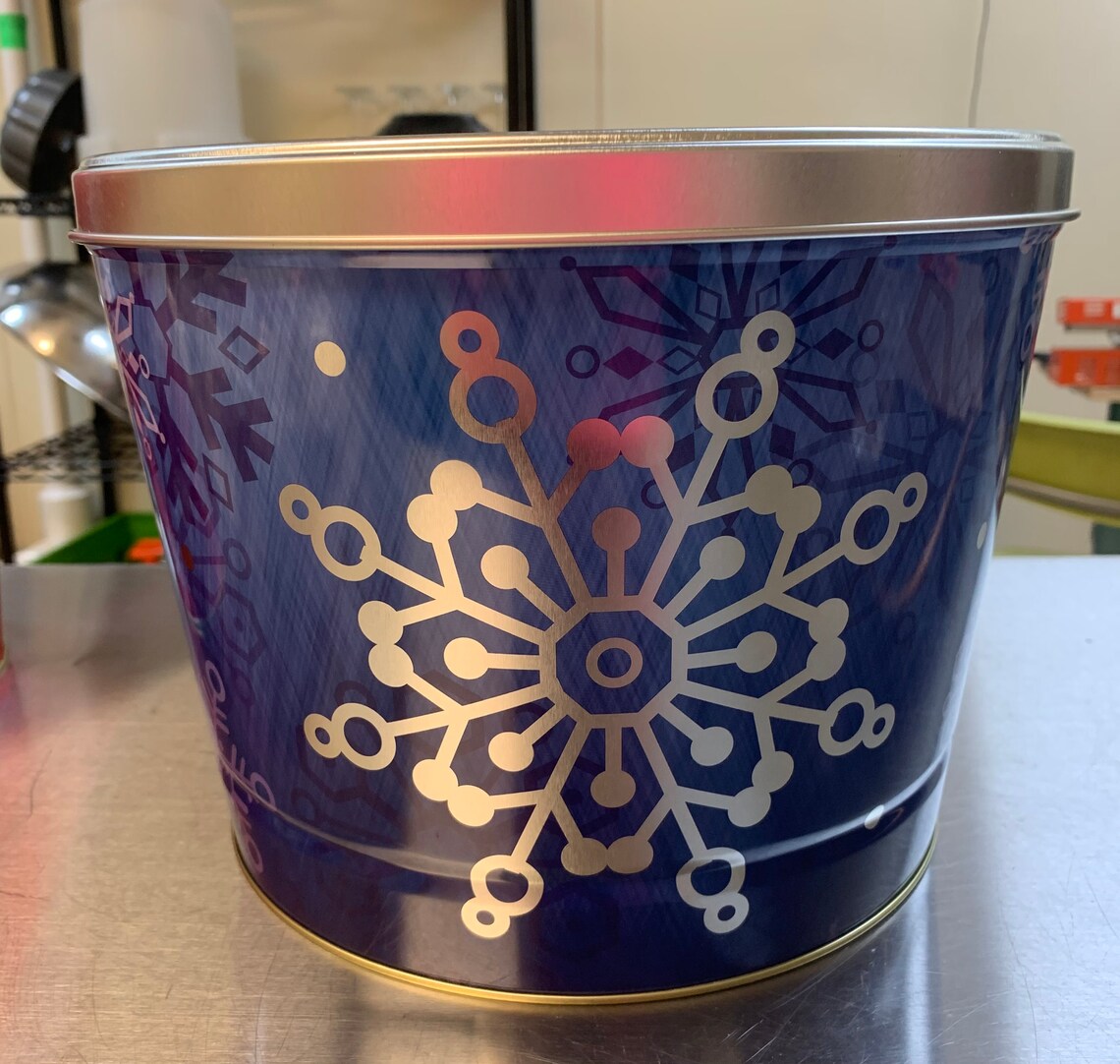 Blue Snowflake Popcorn Tin Popcorn Gift Pick Your Flavor 2 | Etsy