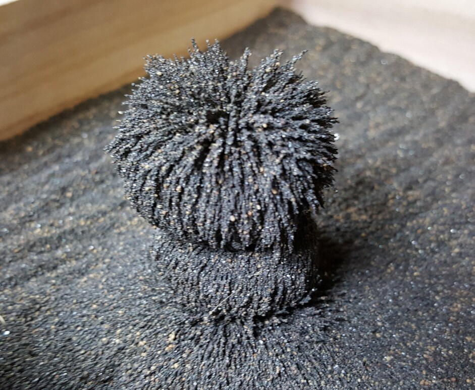 MagZen Natural Magnetic Magnetite Sand Black 1LB Mined | Etsy