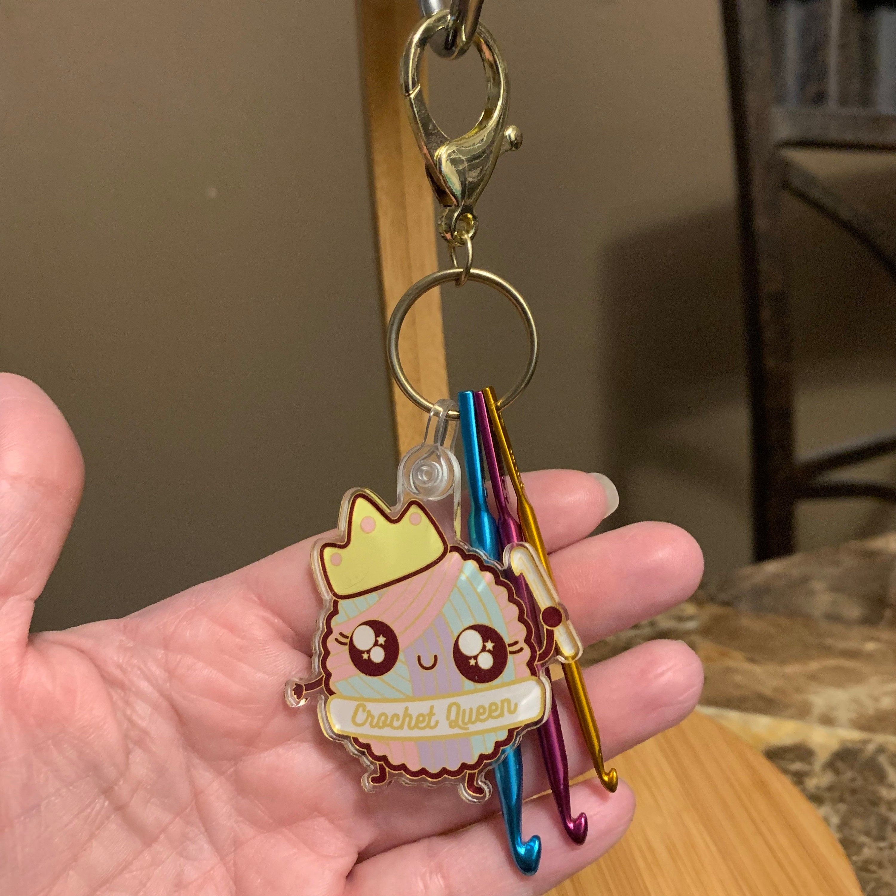 Crochet Queen Keychain / Crochet Keychain / Gift for Crocheter - Etsy
