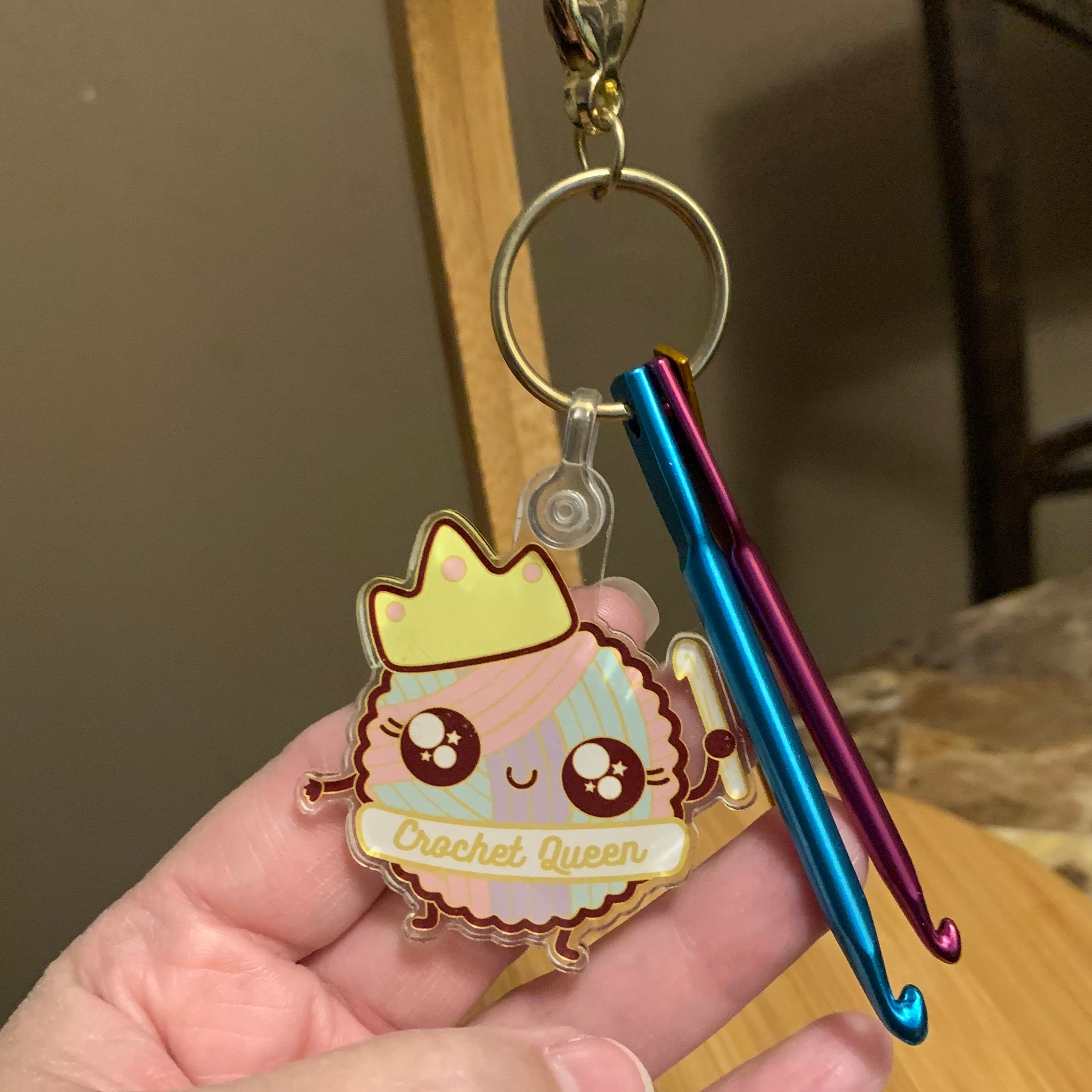 Crochet Queen Keychain / Crochet Keychain / Gift for Crocheter - Etsy