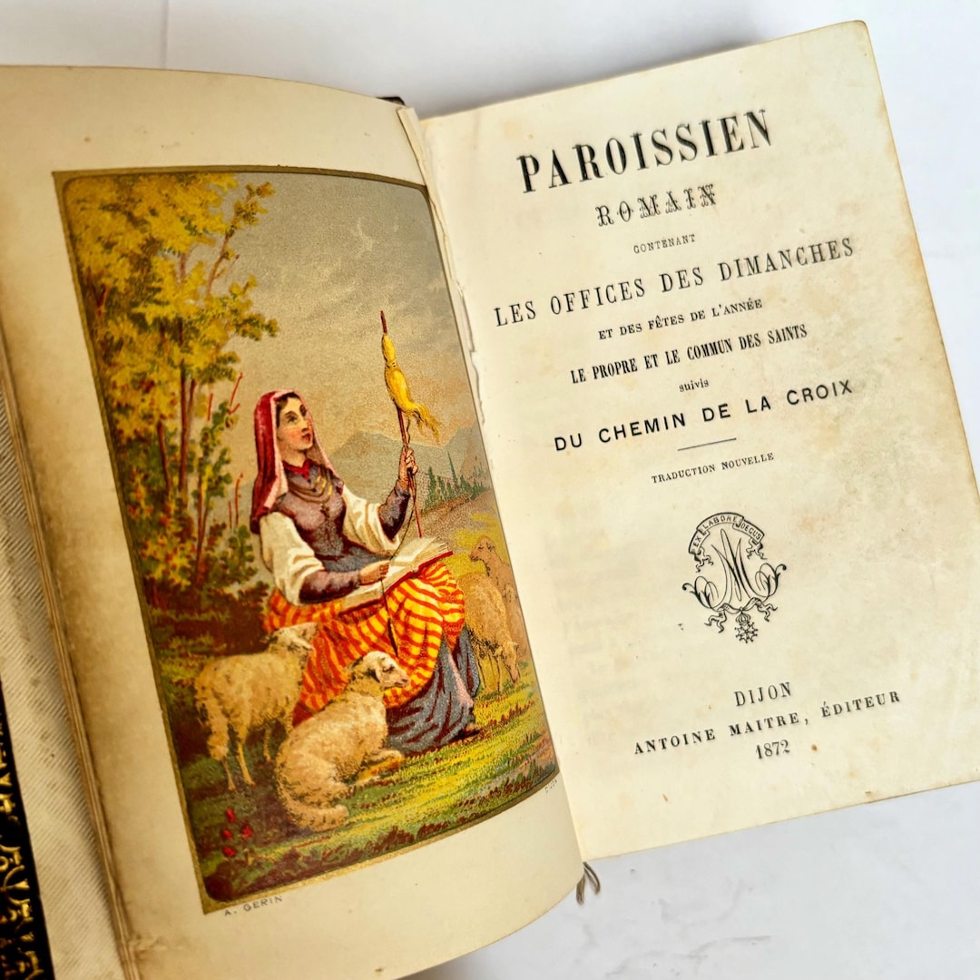 Antique Roman Parishioner, Lithurgical Book in French With a Leather ...