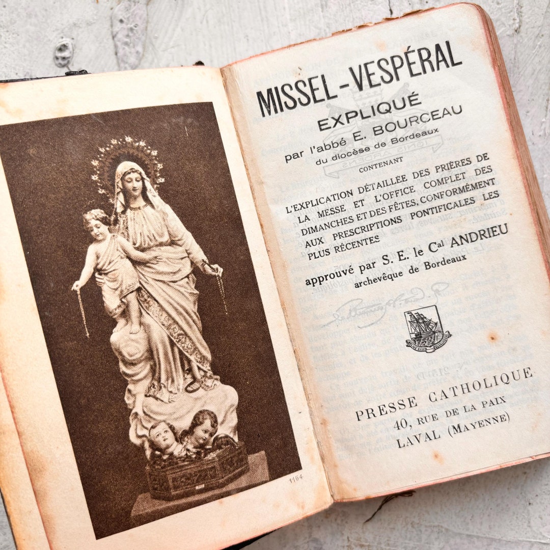 Antique Catholic Missal in French and Latin "missel Vespéral" (vesper ...