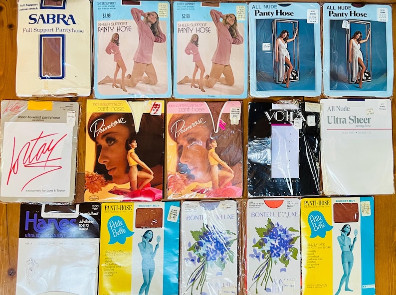 Lot Fifteen 15 Vintage C1960s 70s Pairs Of Pantyhose Hosiery Sz M