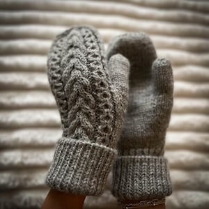 Knitting Pattern, Eskimo Mittens, Instant Download Pdf, Cable Gloves ...