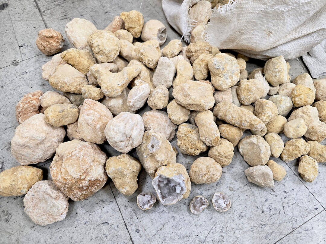 Break Your Own Geodes Unbroken Quartz Crystal Geode With Sparkly ...