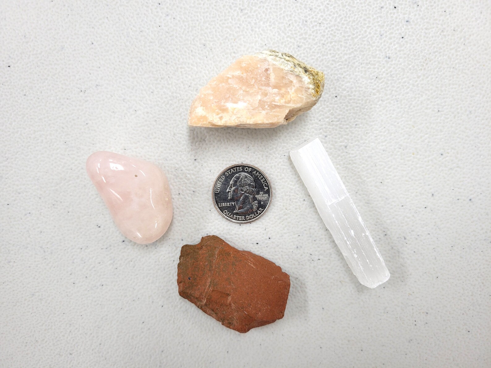 Crystals for Cancer Zodiac Sign, Moonstone, Red Jasper, Rose Quartz ...