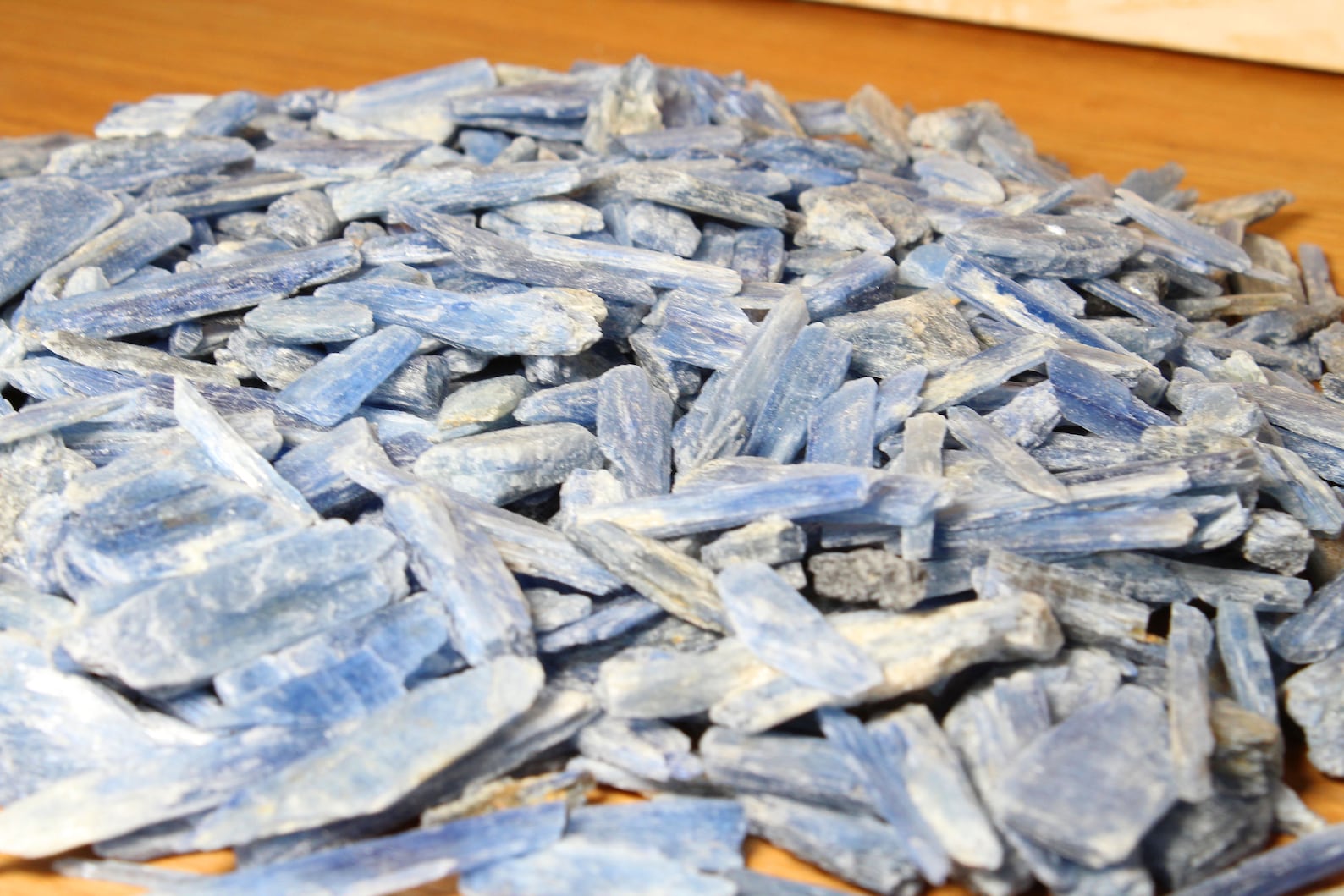 Blue Kyanite Blades Natural Healing Crystals 4 Oz, 8 Oz, 1 Lb, Bulk Lot ...